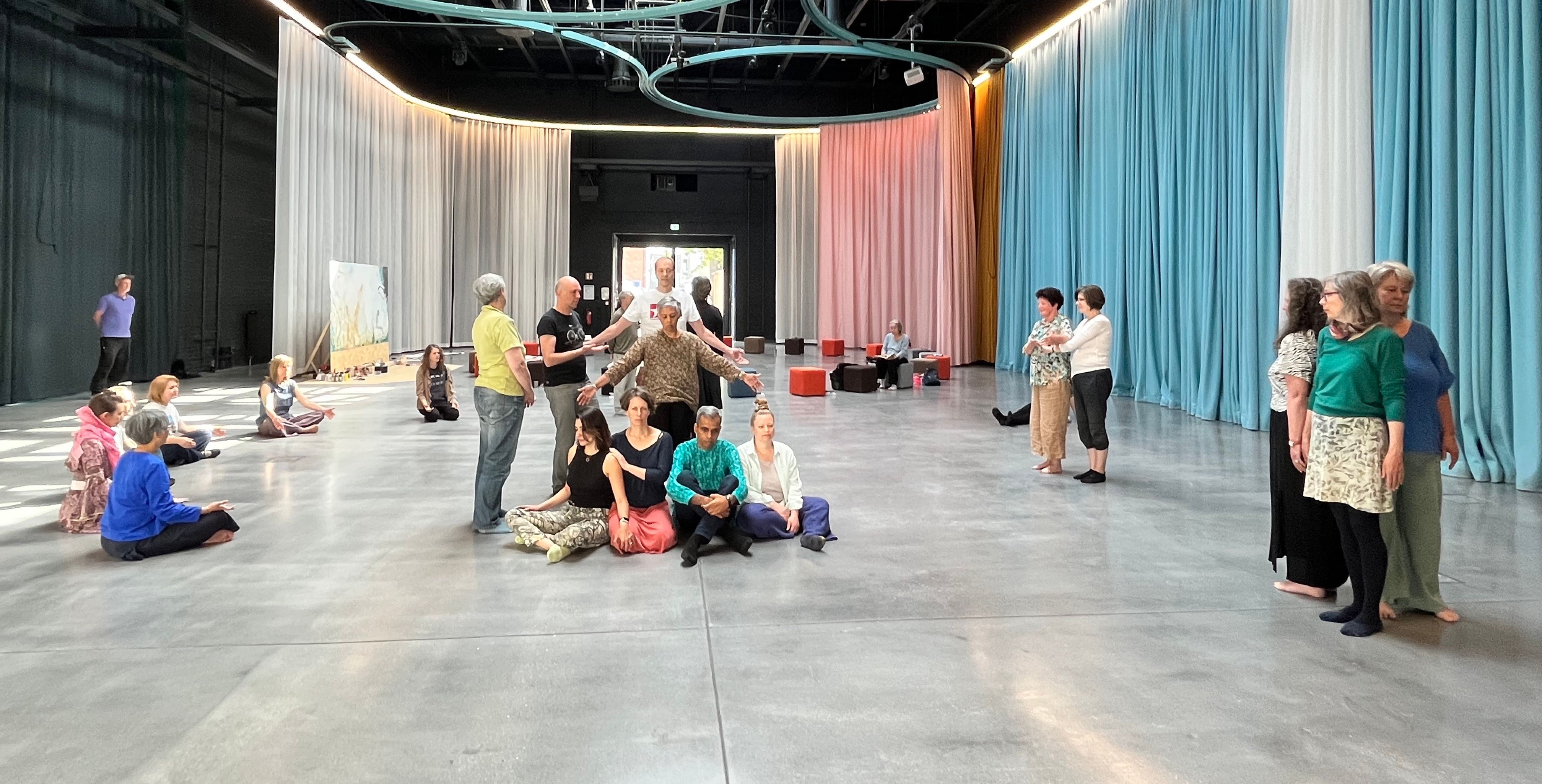 Social Presencing Theater Basics | u-school for Transformation by ...